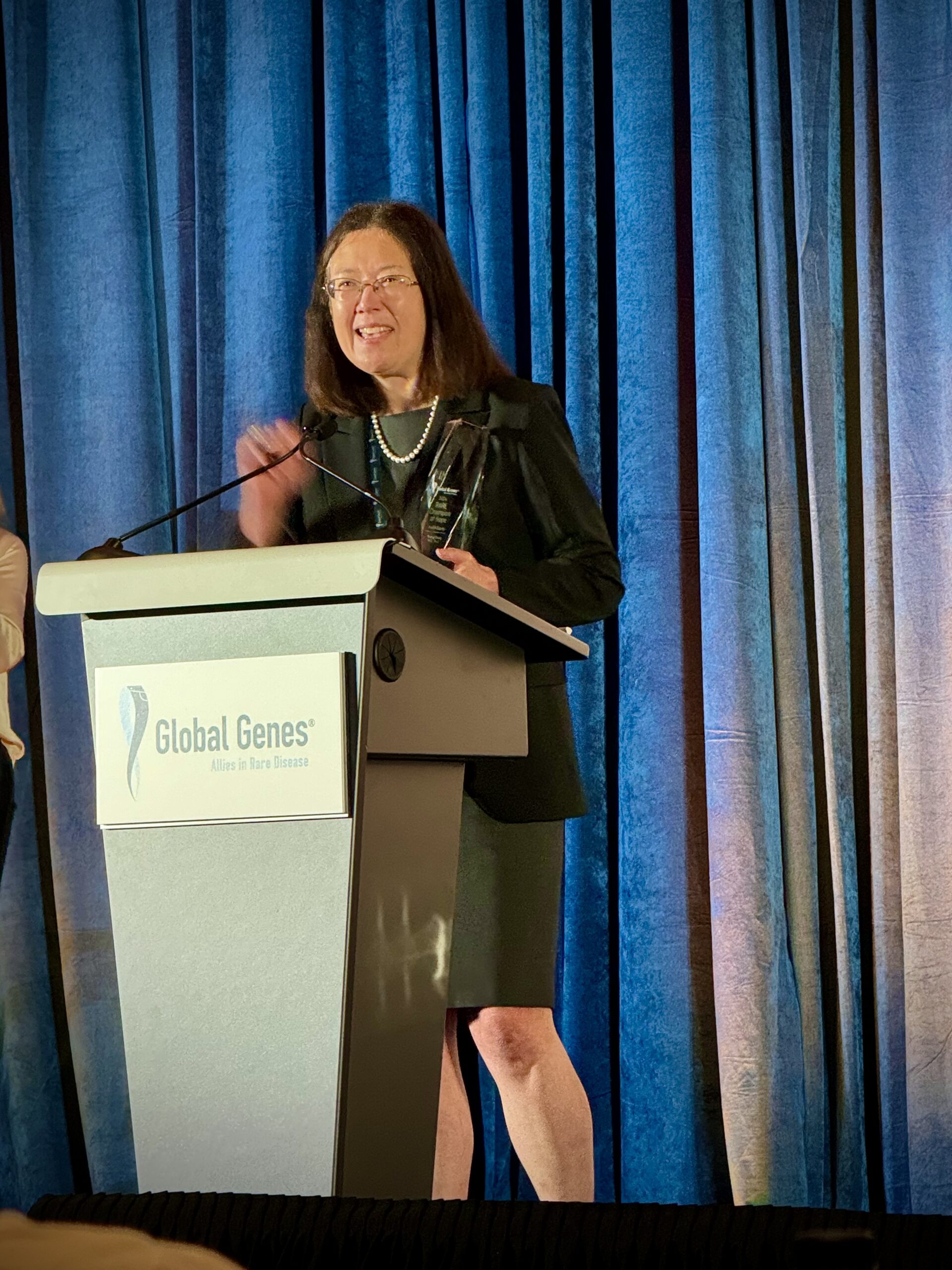 Simons Searchlight | Dr. Wendy Chung Honored with RARE Champion in ...